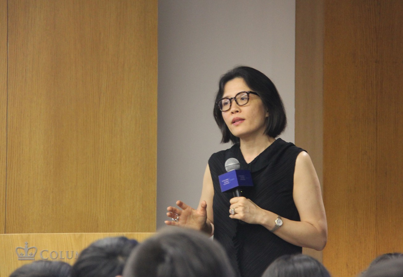 Professor Weiping WU gives a public lecture on China's urbanization in ... Professor Weiping WU gives a public lecture on China's urbanization in ...